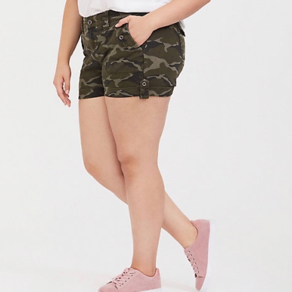 torrid | Shorts | Torrid Womens Camo Twill Shorts Size 6 Or 18 | Poshmark
